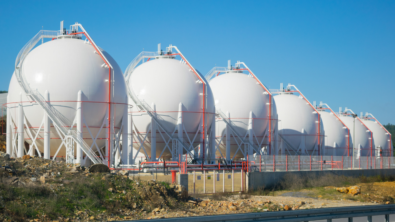 Powder Coating for Tanks: An In-Depth Guide - M&M Tank Coating Company